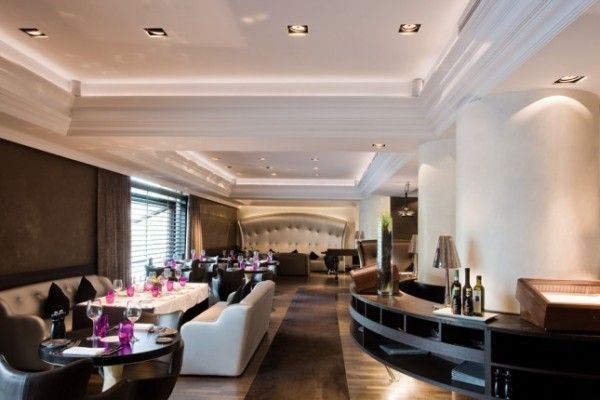 C332 'Oxford' Lightweight Cornice - Wm Boyle Interior Finishes